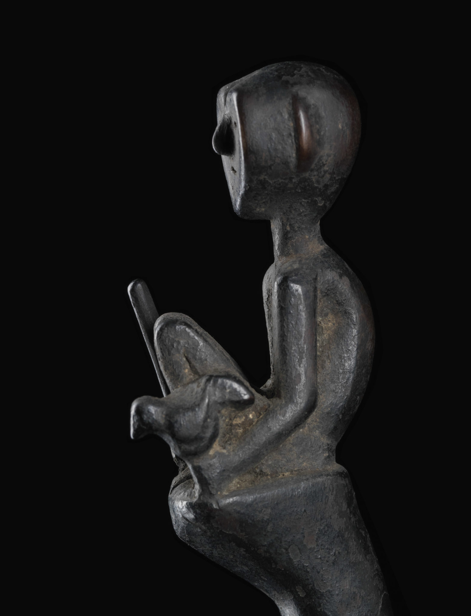 Upper Arm Decoration Tangkil - IFICAH Virtueller Rundgang